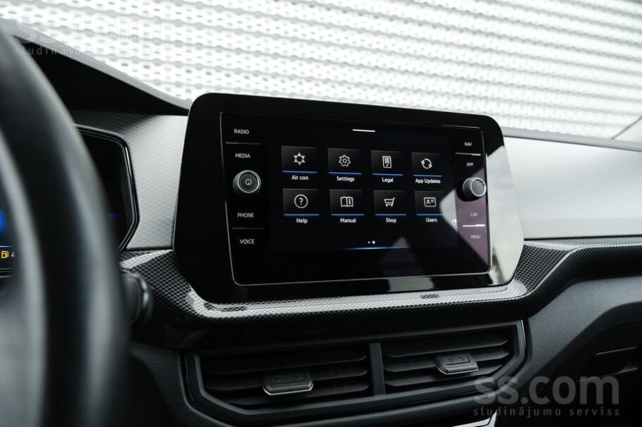 Pelēks Volkswagen T-Cross 2025 Rīga, ar dzinēja tilpumu 1.00 L un nobraukumu 45 tūkst. km par 22900 €, foto 19 vietnē AUTOMOTO.COM.LV