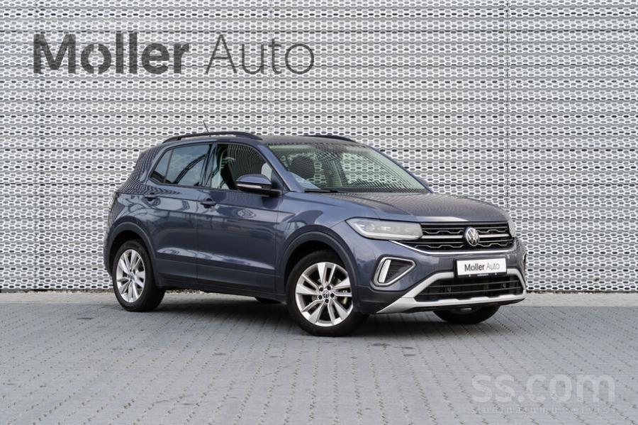 Pelēks Volkswagen T-Cross 2025 Rīga, ar dzinēja tilpumu 1.00 L un nobraukumu 46 tūkst. km par 22900 €, foto 3 vietnē AUTOMOTO.COM.LV