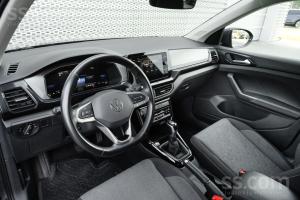 Pelēks Volkswagen T-Cross 2025 Rīga, ar dzinēja tilpumu 1.00 L un nobraukumu 46 tūkst. km par 22900 €, foto 9 vietnē AUTOMOTO.COM.LV