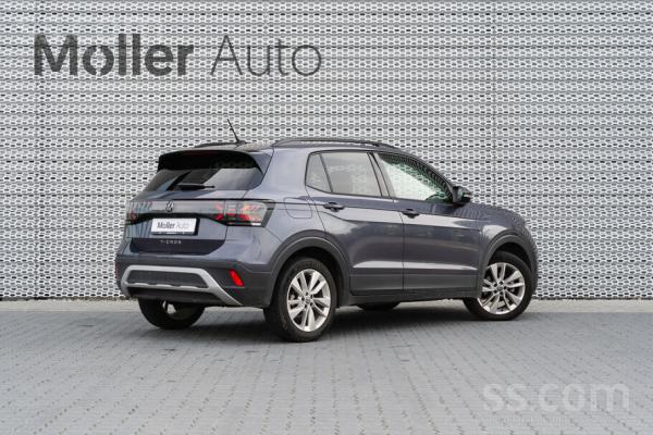 Grey Volkswagen T-Cross 2025 in Riga, with an engine capacity of 1.00 L and mileage of 43 thousand km for 22900 €, photo 5 on AUTOMOTO.COM.LV