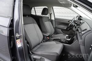 Серый Фольксваген T-Cross 2025 в Рига, объемом двигателя 1.00 л и пробегом 43 тыс. км за 22900 €, фото 22 на AUTOMOTO.COM.LV