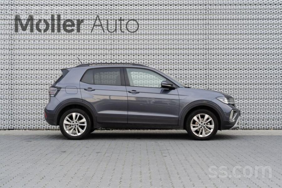 Pelēks Volkswagen T-Cross 2025 Rīga, ar dzinēja tilpumu 1.00 L un nobraukumu 43 tūkst. km par 22900 €, foto 6 vietnē AUTOMOTO.COM.LV