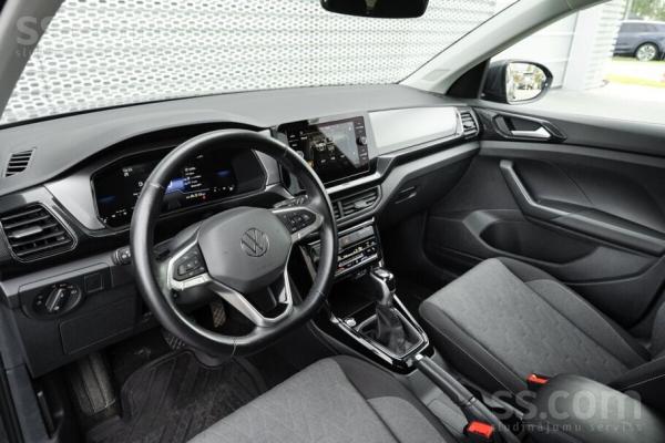 Grey Volkswagen T-Cross 2025 in Riga, with an engine capacity of 1.00 L and mileage of 43 thousand km for 22900 €, photo 9 on AUTOMOTO.COM.LV