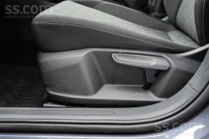 Pelēks Volkswagen T-Cross 2025 Rīga, ar dzinēja tilpumu 1.00 L un nobraukumu 43 tūkst. km par 22900 €, foto 10 vietnē AUTOMOTO.COM.LV