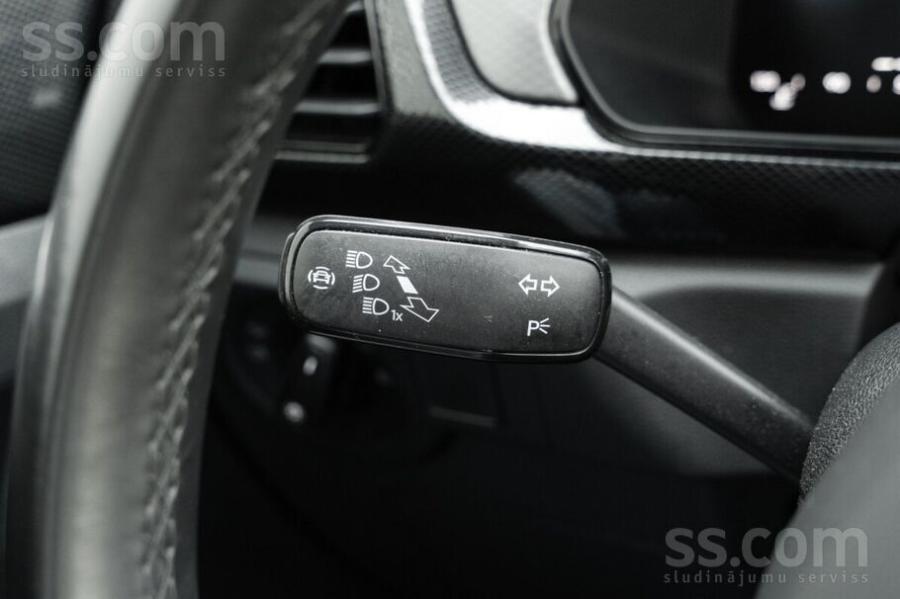 Pelēks Volkswagen T-Cross 2025 Rīga, ar dzinēja tilpumu 1.00 L un nobraukumu 43 tūkst. km par 22900 €, foto 11 vietnē AUTOMOTO.COM.LV