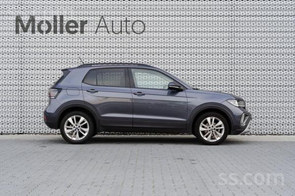 Grey Volkswagen T-Cross 2025 in Riga, with an engine capacity of 1.00 L and mileage of 46 thousand km for 22900 €, photo 6 on AUTOMOTO.COM.LV