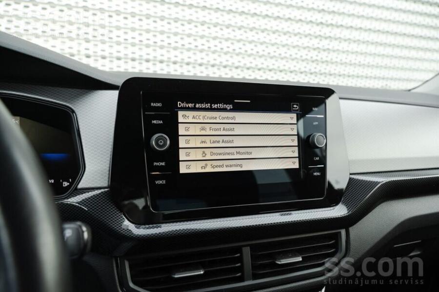 Grey Volkswagen T-Cross 2025 in Riga, with an engine capacity of 1.00 L and mileage of 46 thousand km for 22900 €, photo 19 on AUTOMOTO.COM.LV