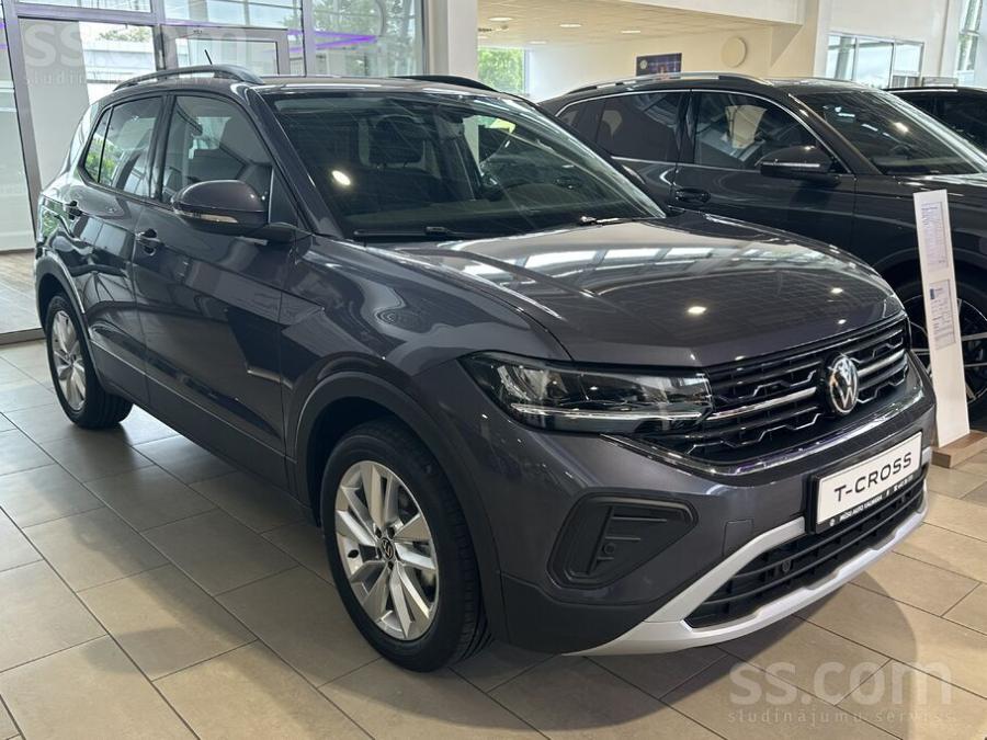 Pelēks Volkswagen T-Cross 2026 Valmiera, ar dzinēja tilpumu 1.00 L un nobraukumu 0 tūkst. km par 23020 €, foto 3 vietnē AUTOMOTO.COM.LV