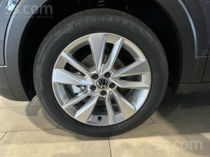 Pelēks Volkswagen T-Cross 2026 Valmiera, ar dzinēja tilpumu 1.00 L un nobraukumu 0 tūkst. km par 23020 €, foto 14 vietnē AUTOMOTO.COM.LV