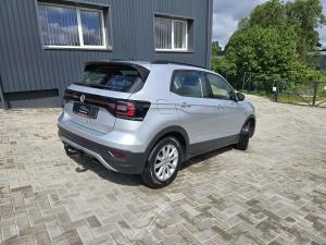 Grey Volkswagen T-Cross 2020 in Telschi, with an engine capacity of 1.60 L and mileage of 200 thousand km for 11399 €, photo 9 on AUTOMOTO.COM.LV