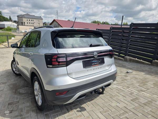 Grey Volkswagen T-Cross 2020 in Telschi, with an engine capacity of 1.60 L and mileage of 200 thousand km for 11399 €, photo 10 on AUTOMOTO.COM.LV