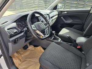 Grey Volkswagen T-Cross 2020 in Telschi, with an engine capacity of 1.60 L and mileage of 200 thousand km for 11399 €, photo 20 on AUTOMOTO.COM.LV