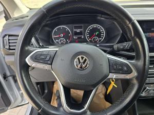 Grey Volkswagen T-Cross 2020 in Telschi, with an engine capacity of 1.60 L and mileage of 200 thousand km for 11399 €, photo 21 on AUTOMOTO.COM.LV