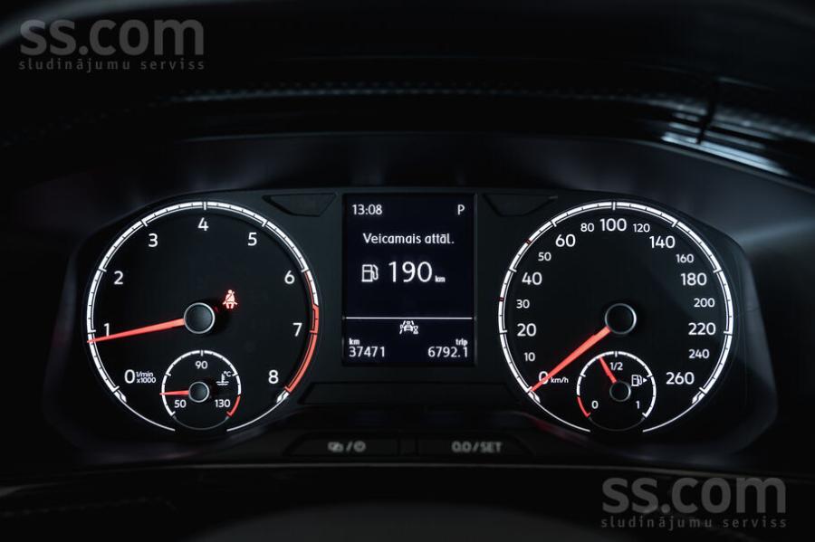 Серый Фольксваген T-Cross 2021 в Рига, объемом двигателя 1.50 л и пробегом 37 тыс. км за 16990 €, фото 7 на AUTOMOTO.COM.LV