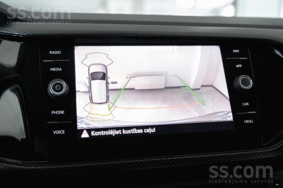 Серый Фольксваген T-Cross 2021 в Рига, объемом двигателя 1.50 л и пробегом 37 тыс. км за 16990 €, фото 8 на AUTOMOTO.COM.LV