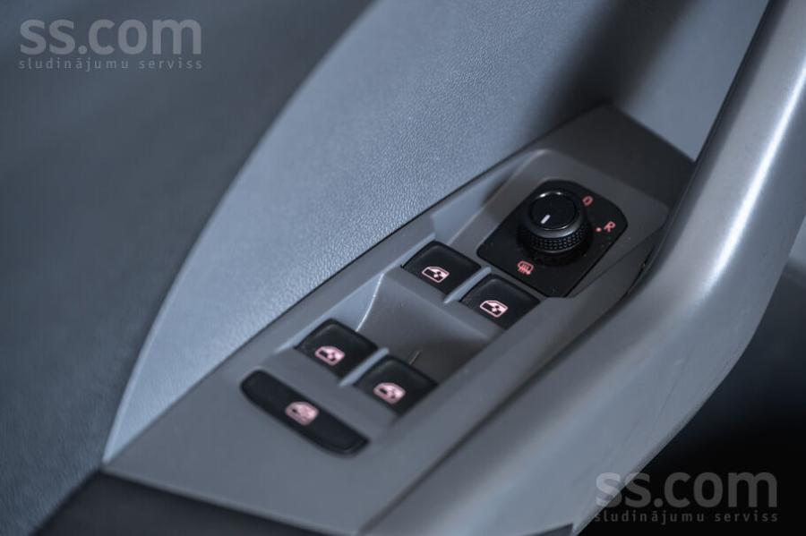 Серый Фольксваген T-Cross 2021 в Рига, объемом двигателя 1.50 л и пробегом 37 тыс. км за 16990 €, фото 21 на AUTOMOTO.COM.LV