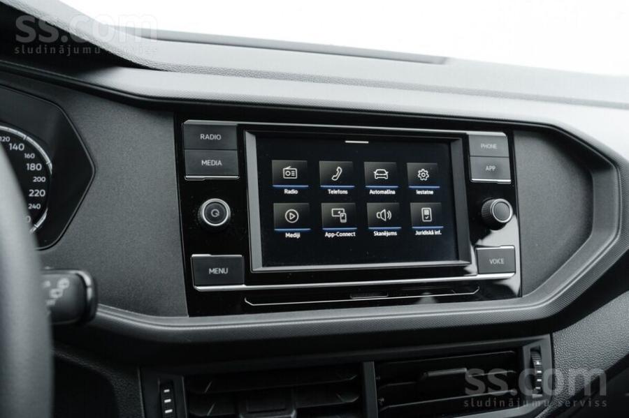 Grey Volkswagen T-Cross 2021 in Riga, with an engine capacity of 1.00 L and mileage of 92 thousand km for 14950 €, photo 13 on AUTOMOTO.COM.LV