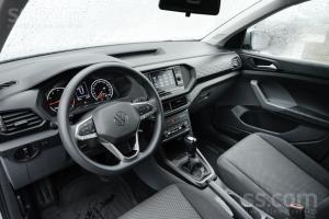 Grey Volkswagen T-Cross 2021 in Riga, with an engine capacity of 1.00 L and mileage of 92 thousand km for 14950 €, photo 17 on AUTOMOTO.COM.LV