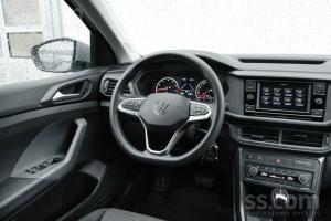 Grey Volkswagen T-Cross 2021 in Riga, with an engine capacity of 1.00 L and mileage of 92 thousand km for 14950 €, photo 18 on AUTOMOTO.COM.LV