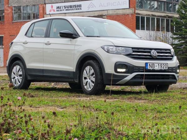 Pelēks Volkswagen T-Cross 2021 Rīga, ar dzinēja tilpumu 1.00 L un nobraukumu 129 tūkst. km par 10800 €, foto  vietnē AUTOMOTO.COM.LV