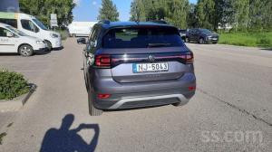 Серый Фольксваген T-Cross 2022 в Рига, объемом двигателя 1.00 л и пробегом 73 тыс. км за 16500 €, фото 5 на AUTOMOTO.COM.LV