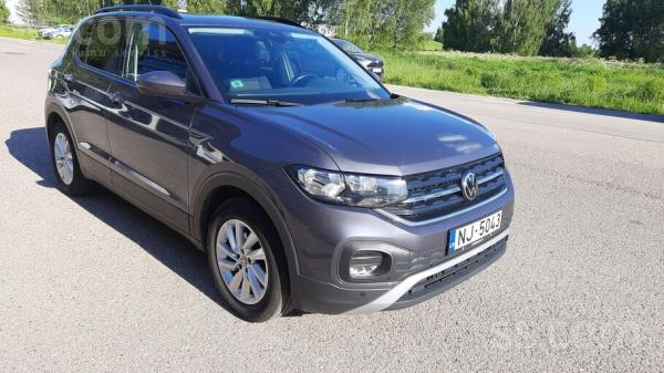 Pelēks Volkswagen T-Cross 2022 Rīga, ar dzinēja tilpumu 1.00 L un nobraukumu 73 tūkst. km par 16500 €, foto 7 vietnē AUTOMOTO.COM.LV