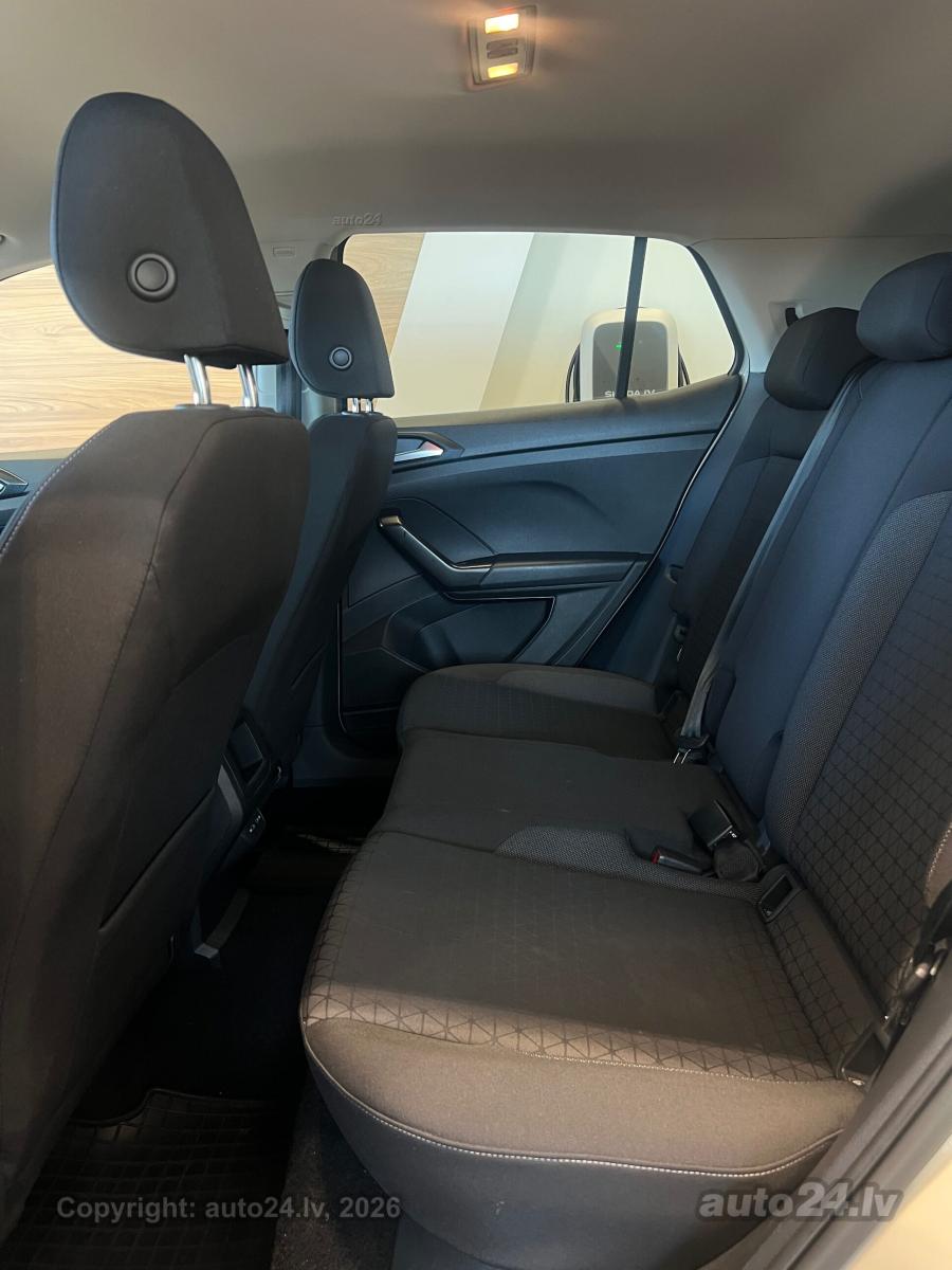 Pelēks Volkswagen T-Cross 2023 Rakvere, ar dzinēja tilpumu 1.00 L un nobraukumu 87 tūkst. km par 17999 €, foto 9 vietnē AUTOMOTO.COM.LV