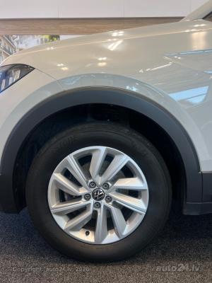 Pelēks Volkswagen T-Cross 2023 Rakvere, ar dzinēja tilpumu 1.00 L un nobraukumu 87 tūkst. km par 17999 €, foto 10 vietnē AUTOMOTO.COM.LV