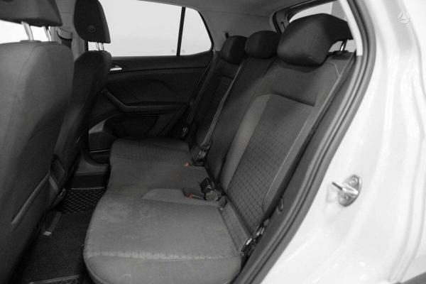 Pelēks Volkswagen T-Cross 2023 Viļņa, ar dzinēja tilpumu 1.00 L un nobraukumu 67 tūkst. km par 17500 €, foto 11 vietnē AUTOMOTO.COM.LV