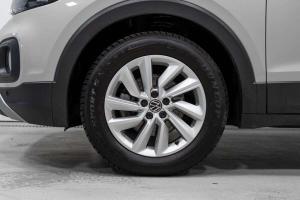 Grey Volkswagen T-Cross 2023 in Vilnius, with an engine capacity of 1.00 L and mileage of 67 thousand km for 17500 €, photo 20 on AUTOMOTO.COM.LV