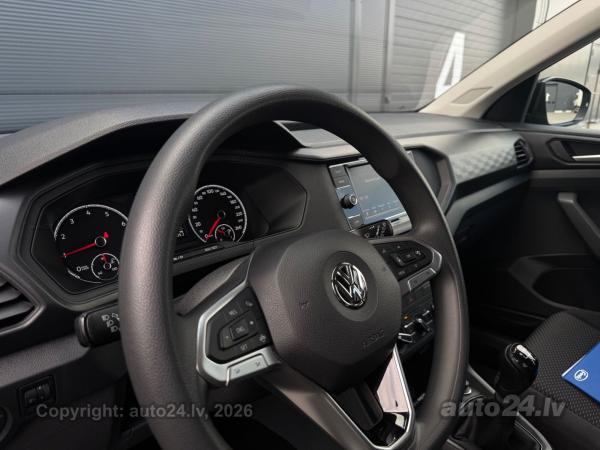 Серый Фольксваген T-Cross 2019 в Таллин, объемом двигателя 1.00 л и пробегом 70 тыс. км за 14499 €, фото 7 на AUTOMOTO.COM.LV