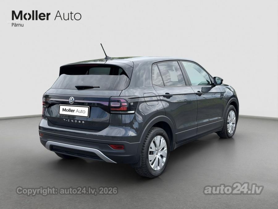 Grey Volkswagen T-Cross 2020 in Parnu, with an engine capacity of 1.00 L and mileage of 165 thousand km for 10900 €, photo 3 on AUTOMOTO.COM.LV