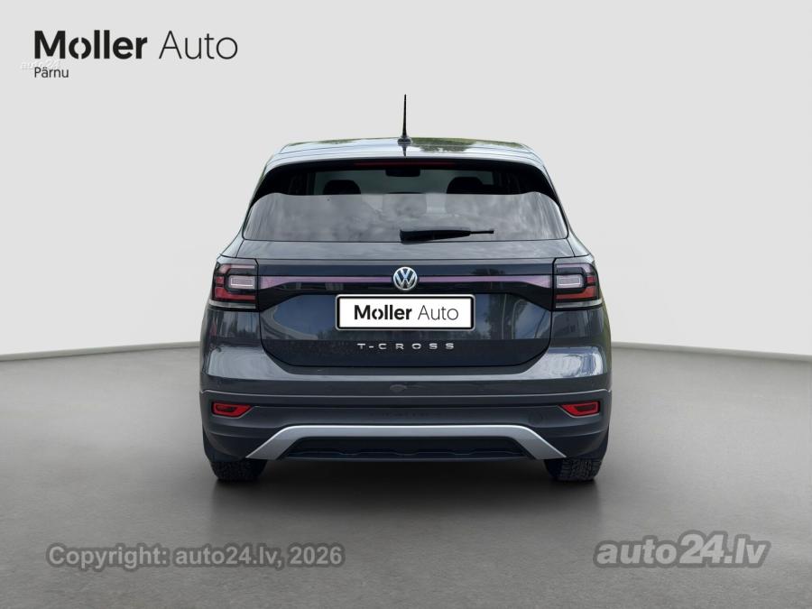 Grey Volkswagen T-Cross 2020 in Parnu, with an engine capacity of 1.00 L and mileage of 165 thousand km for 10900 €, photo 5 on AUTOMOTO.COM.LV