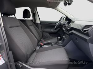 Grey Volkswagen T-Cross 2020 in Parnu, with an engine capacity of 1.00 L and mileage of 165 thousand km for 10900 €, photo 6 on AUTOMOTO.COM.LV