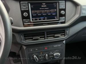 Grey Volkswagen T-Cross 2020 in Parnu, with an engine capacity of 1.00 L and mileage of 165 thousand km for 10900 €, photo 9 on AUTOMOTO.COM.LV