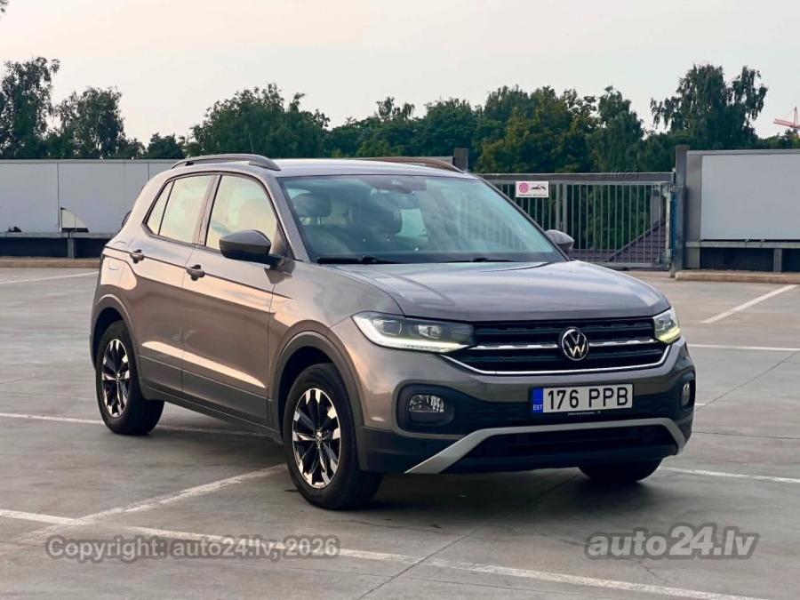 Серый Фольксваген T-Cross 2020 в Таллин, объемом двигателя 1.00 л и пробегом 73 тыс. км за 16000 €, фото 5 на AUTOMOTO.COM.LV