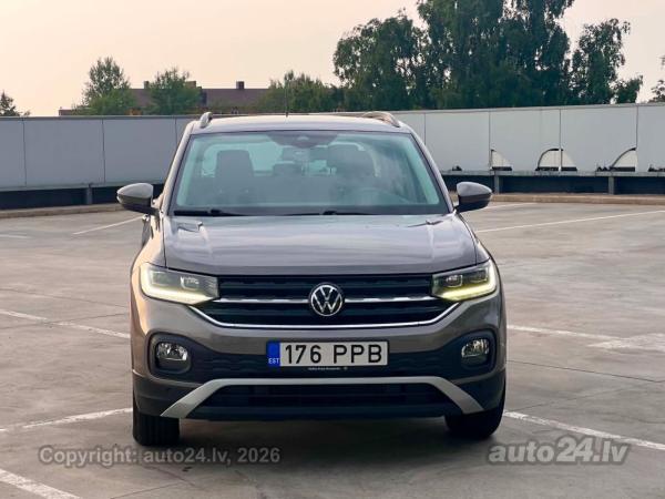Grey Volkswagen T-Cross 2020 in Tallinn, with an engine capacity of 1.00 L and mileage of 73 thousand km for 16000 €, photo 5 on AUTOMOTO.COM.LV