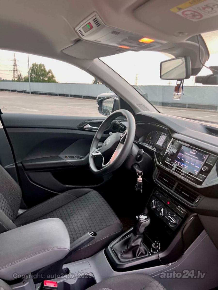 Серый Фольксваген T-Cross 2020 в Таллин, объемом двигателя 1.00 л и пробегом 73 тыс. км за 16000 €, фото 9 на AUTOMOTO.COM.LV