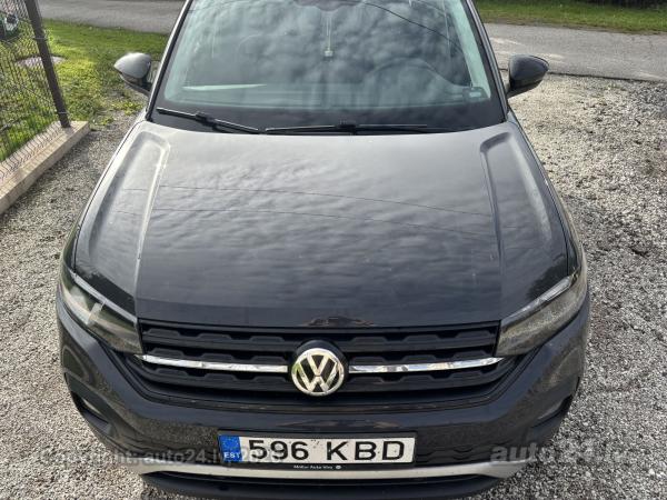 Pelēks Volkswagen T-Cross 2020 Jehvi, ar dzinēja tilpumu 1.00 L un nobraukumu 57 tūkst. km par 12900 €, foto 4 vietnē AUTOMOTO.COM.LV