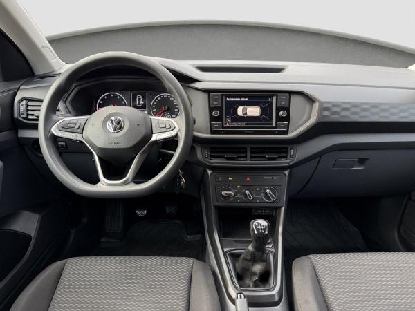 Pelēks Volkswagen T-Cross 2020 Pērnava, ar dzinēja tilpumu 1.00 L un nobraukumu 57 tūkst. km par 14900 €, foto 7 vietnē AUTOMOTO.COM.LV
