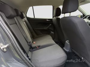 Grey Volkswagen T-Cross 2020 in Parnu, with an engine capacity of 1.00 L and mileage of 57 thousand km for 14900 €, photo 8 on AUTOMOTO.COM.LV