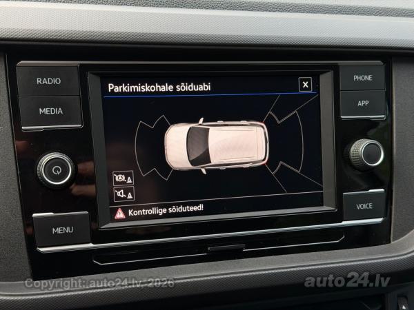 Volkswagen T-Cross 2020 in Parnu on AUTOMOTO.COM.LV Grey Volkswagen T-Cross 2020 in Parnu, with an engine capacity of 1.00 L and mileage of 57 thousand km for 14900 €, photo 10 on AUTOMOTO.COM.LV