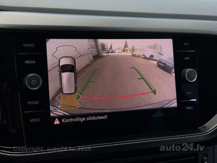 Pelēks Volkswagen T-Cross 2021 Pērnava, ar dzinēja tilpumu 1.00 L un nobraukumu 75 tūkst. km par 17900 €, foto 10 vietnē AUTOMOTO.COM.LV