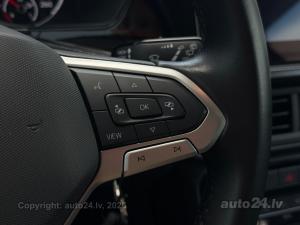 Pelēks Volkswagen T-Cross 2021 Pērnava, ar dzinēja tilpumu 1.00 L un nobraukumu 75 tūkst. km par 17900 €, foto 16 vietnē AUTOMOTO.COM.LV