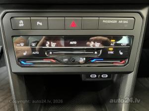 Pelēks Volkswagen T-Cross 2021 Tallina, ar dzinēja tilpumu 1.00 L un nobraukumu 59 tūkst. km par 14999 €, foto 17 vietnē AUTOMOTO.COM.LV