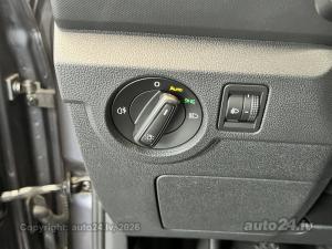 Pelēks Volkswagen T-Cross 2021 Tallina, ar dzinēja tilpumu 1.00 L un nobraukumu 59 tūkst. km par 14999 €, foto 22 vietnē AUTOMOTO.COM.LV