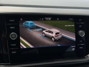 Pelēks Volkswagen T-Cross 2021 Pērnava, ar dzinēja tilpumu 1.00 L un nobraukumu 75 tūkst. km par 17600 €, foto 13 vietnē AUTOMOTO.COM.LV