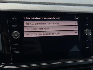 Pelēks Volkswagen T-Cross 2021 Pērnava, ar dzinēja tilpumu 1.00 L un nobraukumu 75 tūkst. km par 17600 €, foto 14 vietnē AUTOMOTO.COM.LV