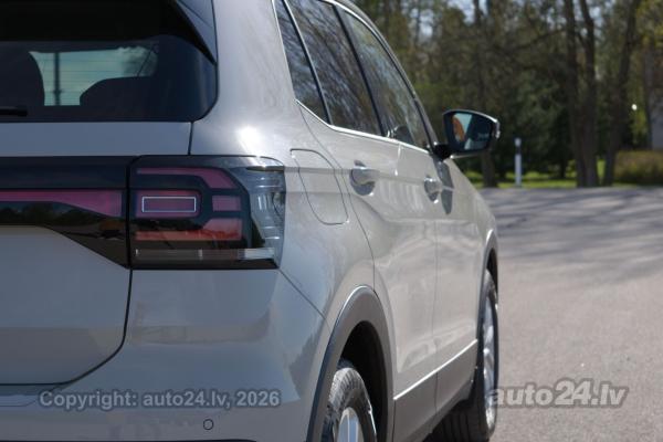 Серый Фольксваген T-Cross 2022 в Тарту, объемом двигателя 1.00 л и пробегом 43 тыс. км за 15000 €, фото 6 на AUTOMOTO.COM.LV