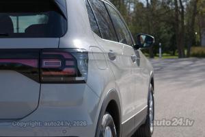 Pelēks Volkswagen T-Cross 2022 Tartu, ar dzinēja tilpumu 1.00 L un nobraukumu 43 tūkst. km par 15000 €, foto 7 vietnē AUTOMOTO.COM.LV